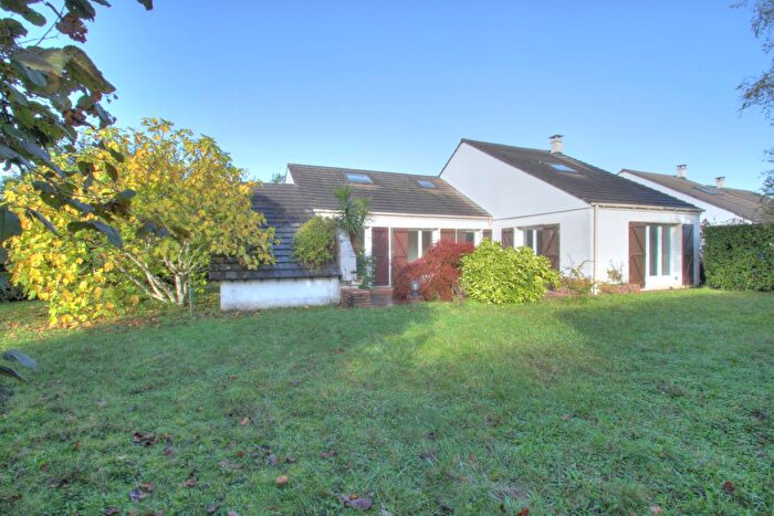 Maison 6 pièces à Saint-Pryvé-Saint-Mesmin, à vendre
