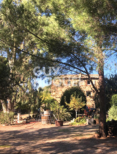 Maison à vendre - Castelnou - 6 pièces - 3 chambres