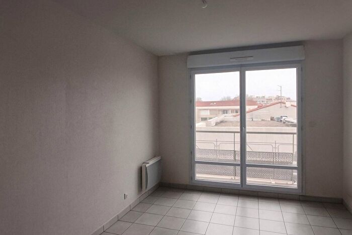 Appartement à louer - Saint Martin, Perpignan - 2 pièces - 1 chambre