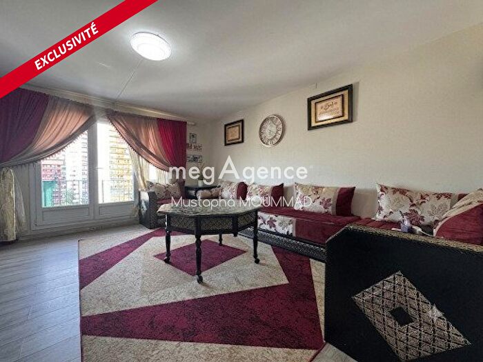 Appartement 4 pièces à Mantes-la-Jolie, Centre-ville, à vendre