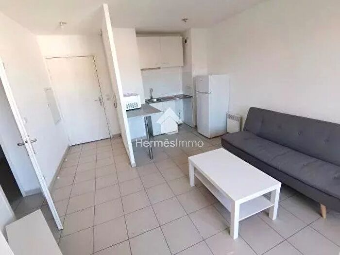 Appartement à louer - La Seyne-sur-Mer, Nord - 2 pièces - 1 chambre