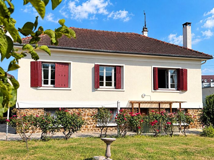 Maison 4 pièces à vendre à Paray-Vieille-Poste