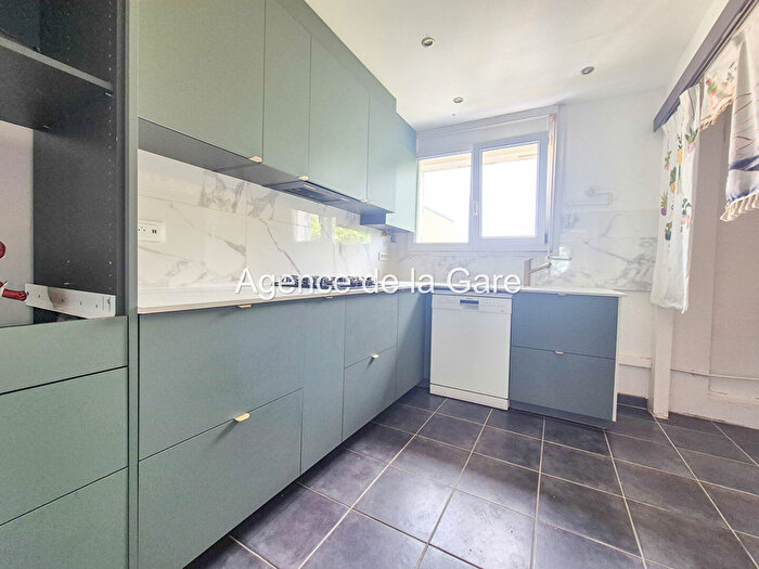 Houilles, Le Réveil-Matin : Appartement 5 pièces à vendre