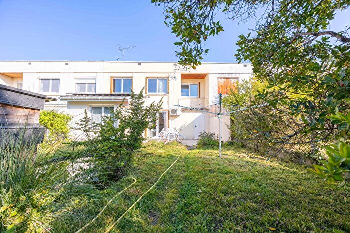 Maison à vendre - Pessac, Le Monteil - 5 pièces - 3 chambres