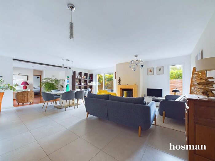 Maisons à vendre et appartements à louer - 1