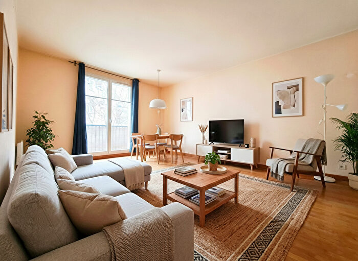 Appartement à vendre - Villiers-sur-Marne, Centre-ville - 4 pièces - 3 chambres