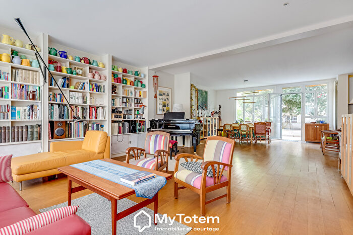 Appartement à vendre - Paris e , Goncourt, Canal Saint-Martin - 6 pièces - 4 chambres