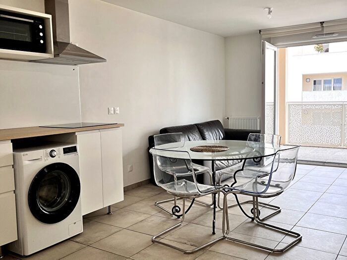 Appartement à louer - Tarare - 2 pièces - 1 chambre