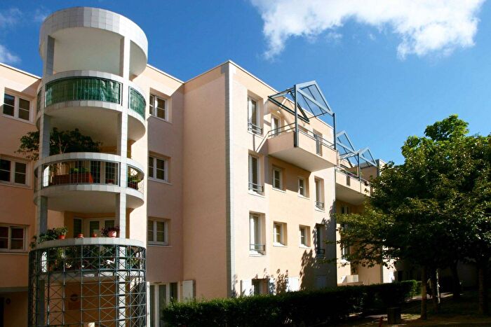 Appartement à louer - République-Gare-Porte de Paris, Saint-Denis - 2 pièces - 1 chambre