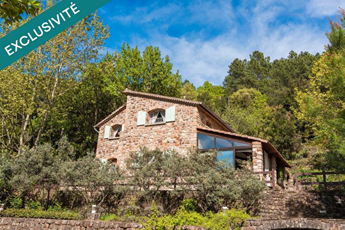 Maison à vendre - Les Vans - 8 pièces - 4 chambres