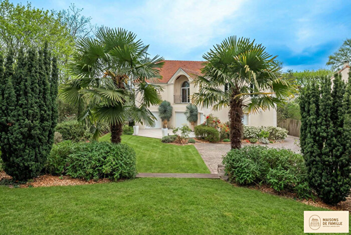 Maison à vendre - Le Vésinet, Charmettes, Merlettes - 9 pièces - 6 chambres