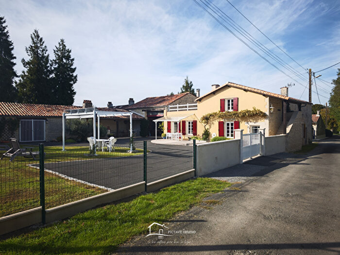 Maison à vendre - Vinax - 6 pièces - 3 chambres