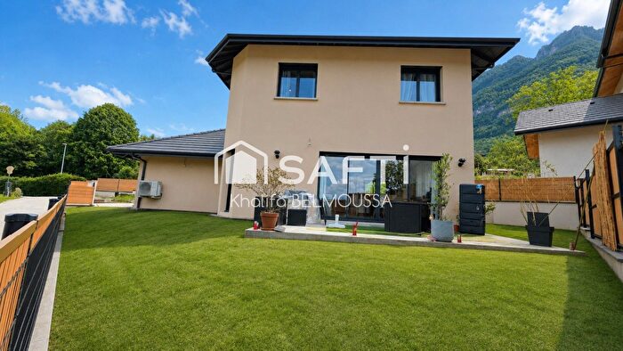 Maison 4 pièces à vendre à Drumettaz-Clarafond