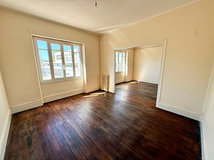 Appartement 3 pièces à Moulins, Centre-ville, à vendre