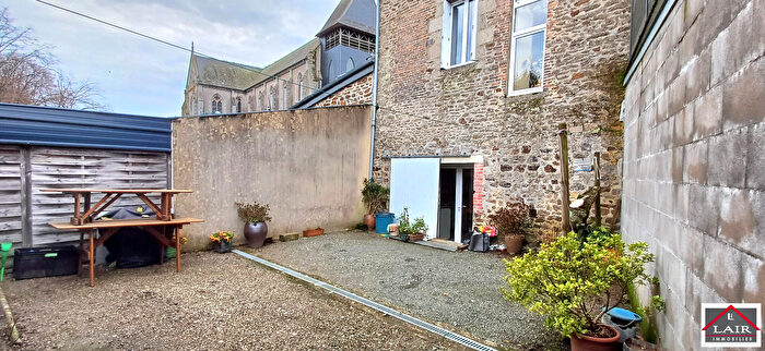 Saint-Pierre-des-Nids : Maison 5 pièces à vendre