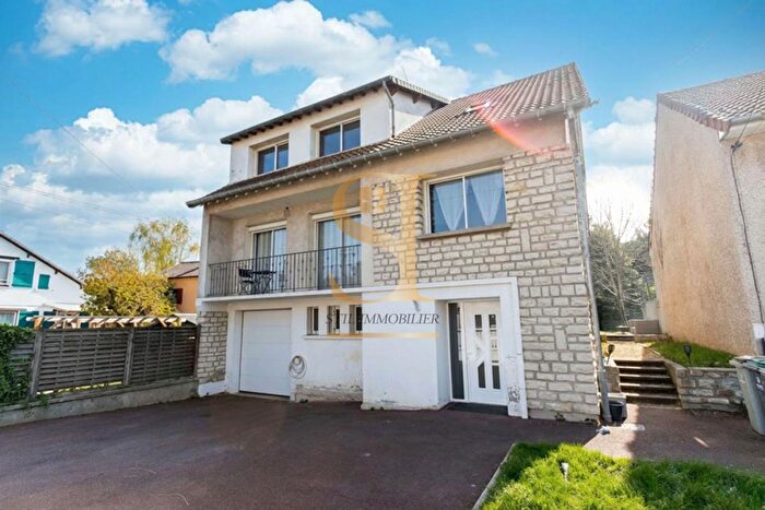 Maison à vendre - Quincy-sous-Sénart - 7 pièces - 5 chambres