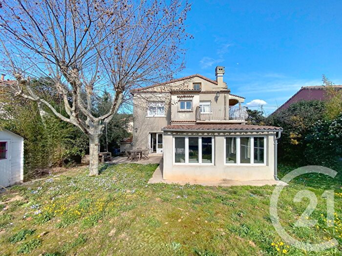 Maison à vendre - Marseille e , Château-Gombert - 5 pièces - 4 chambres