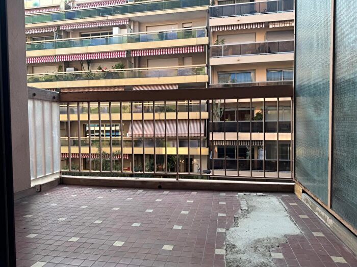 Appartement à vendre - Antibes, Juan-les-Pins, Le Cap - 3 pièces - 2 chambres