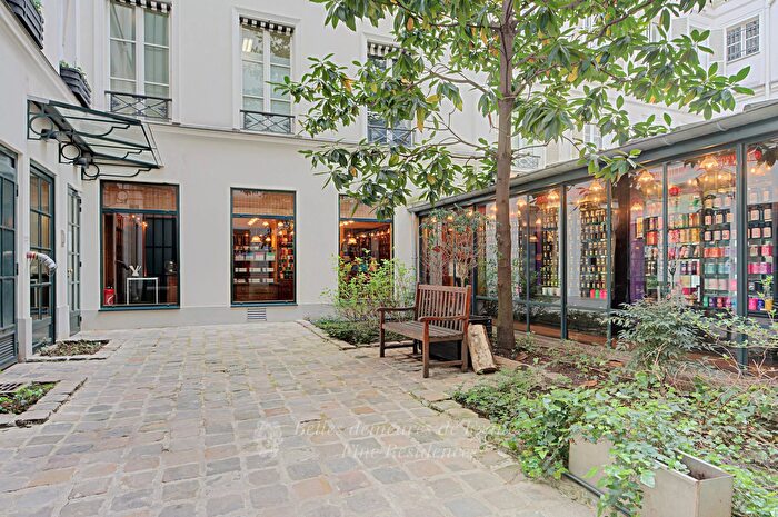 Appartement à vendre - Paris e , Elysée, Madeleine - 2 pièces - 1 chambre