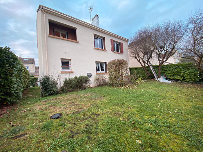 Maison à vendre - Villiers-sur-Orge - 6 pièces - 4 chambres
