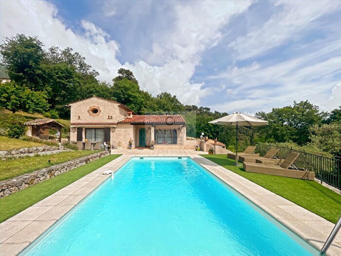 Maison à vendre - Gattières - 5 pièces - 3 chambres