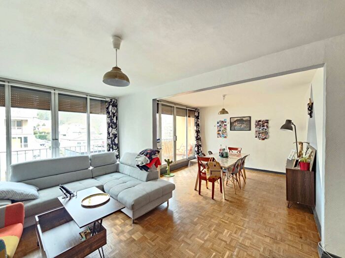Saint-Étienne : Appartement 4 pièces à louer