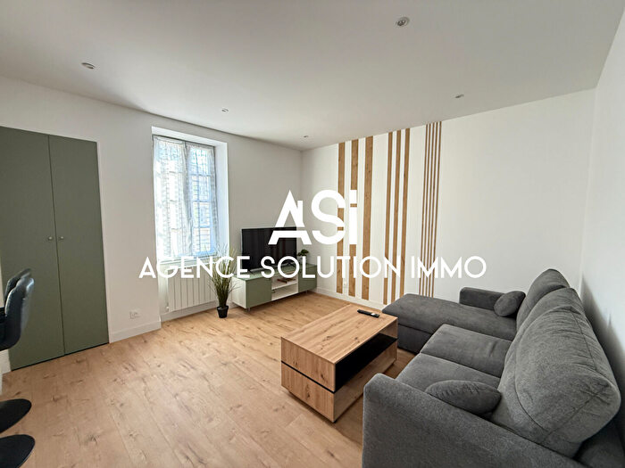 Appartement à louer - Viviers - 4 pièces - 3 chambres