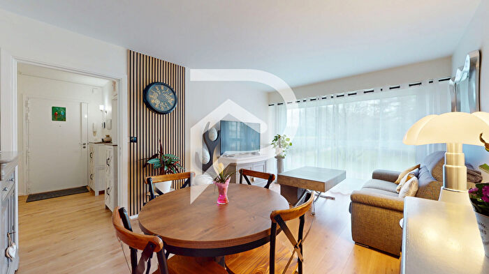 Appartement à vendre - Marly-le-Roi, Montval, Côteaux - 3 pièces - 2 chambres