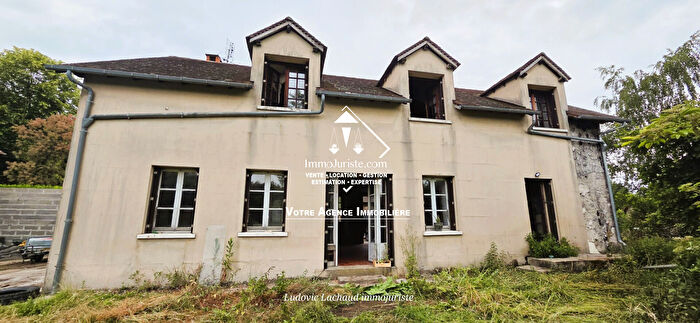 Maison à vendre - Juillac - 5 pièces - 3 chambres