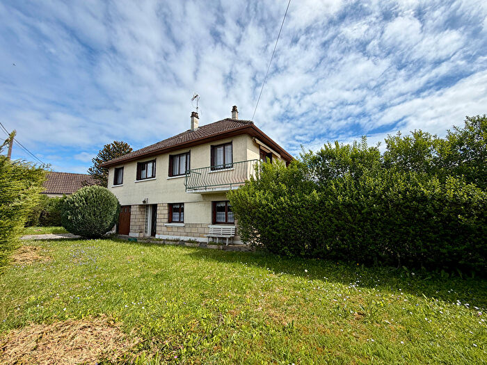 Maison 6 pièces à vendre à Les Essarts-le-Roi