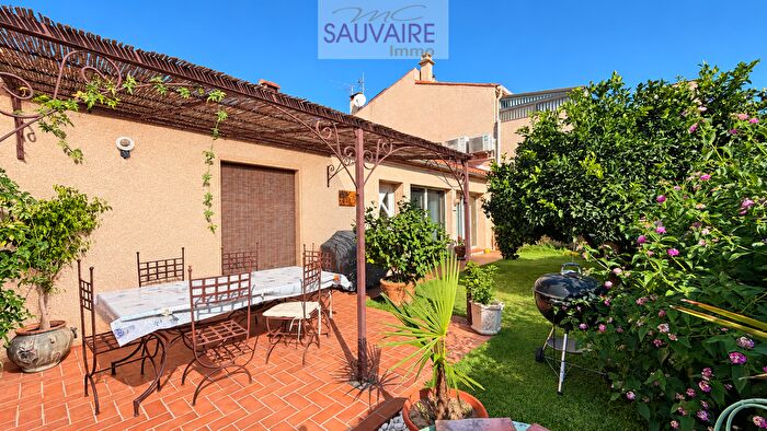 Villelongue-de-la-Salanque - Maison 8 pièces à vendre