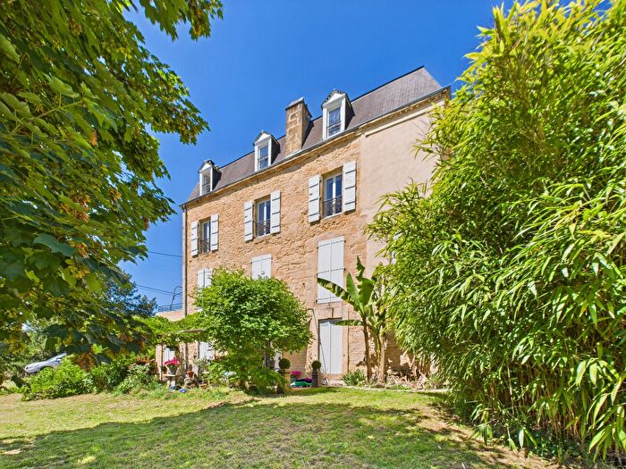 Maison 13 pièces à vendre à Sarlat-la-Canéda