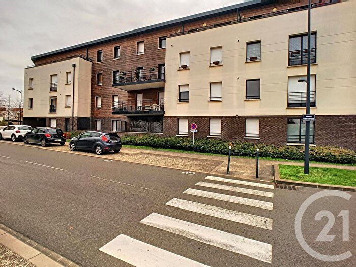 Appartement 3 pièces à Compiègne, à louer