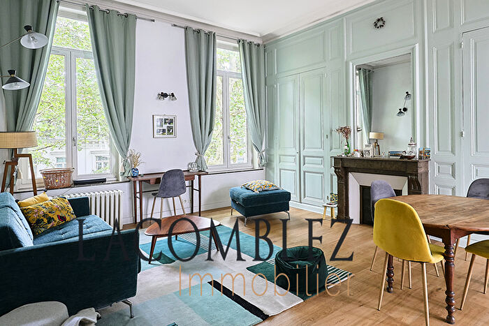 Appartement 3 pièces à Lille, Centre-ville, Euralille, à vendre