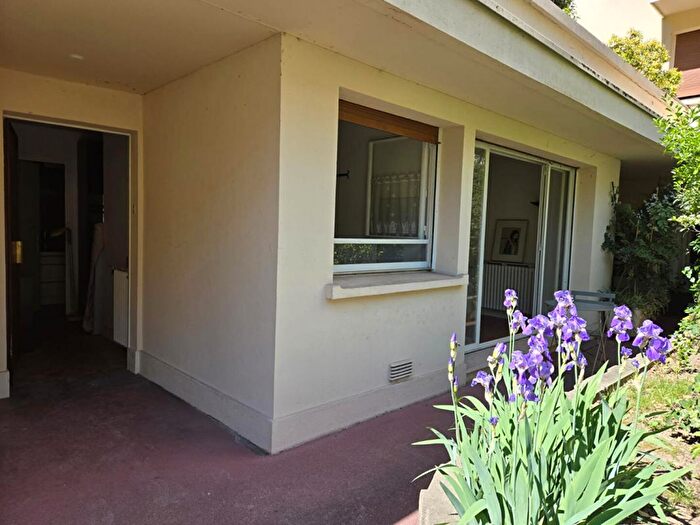 Appartement à vendre - Paris e , Emeriau, Zola - 1 pièce