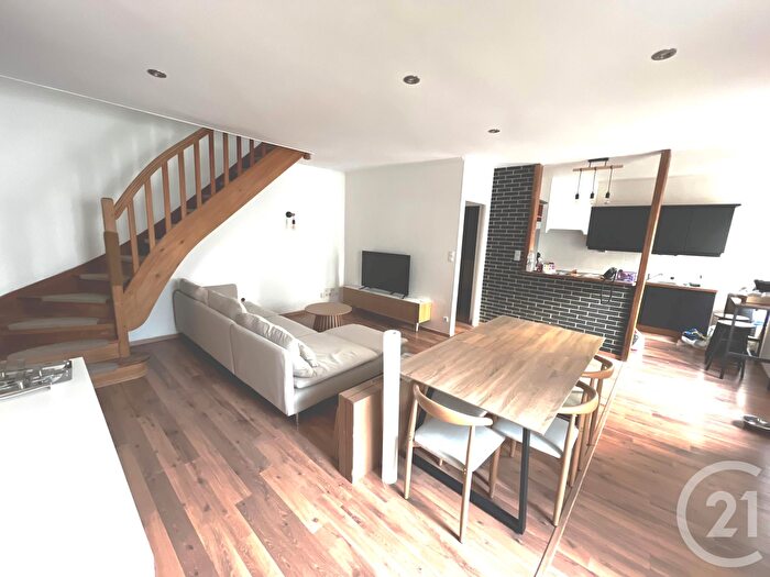 Appartement à louer - Verdun, Cathédrale, Mazet - 3 pièces - 2 chambres