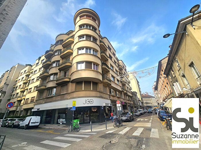 Appartement à vendre - Grenoble, Centre-ville - 2 pièces - 1 chambre