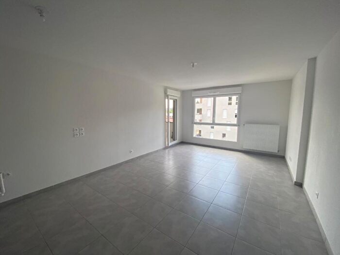 Villefontaine, Servenoble - Appartement 4 pièces à louer
