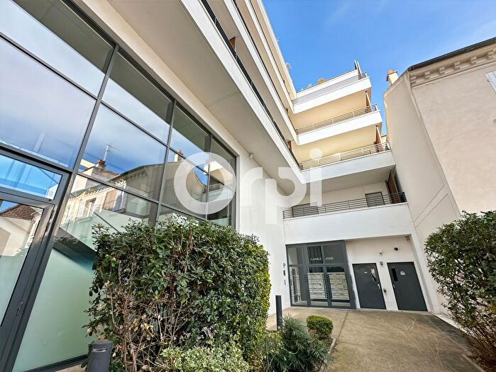 Appartement à vendre - Mantes-la-Jolie, Centre-ville - 3 pièces - 2 chambres