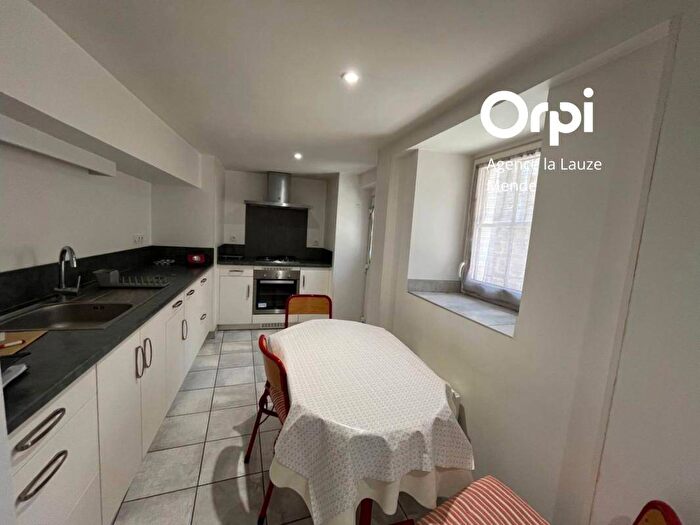 Appartement à louer - Centre Ville, Mende - 2 pièces - 1 chambre