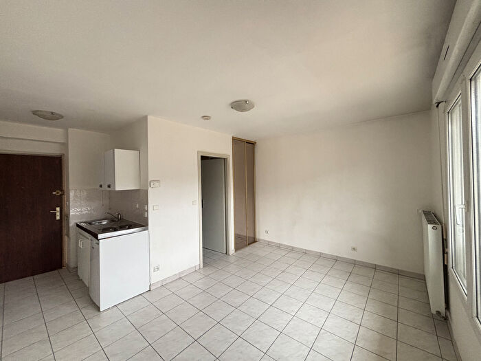 Appartement à louer - Metz, Centre-ville - 1 pièce