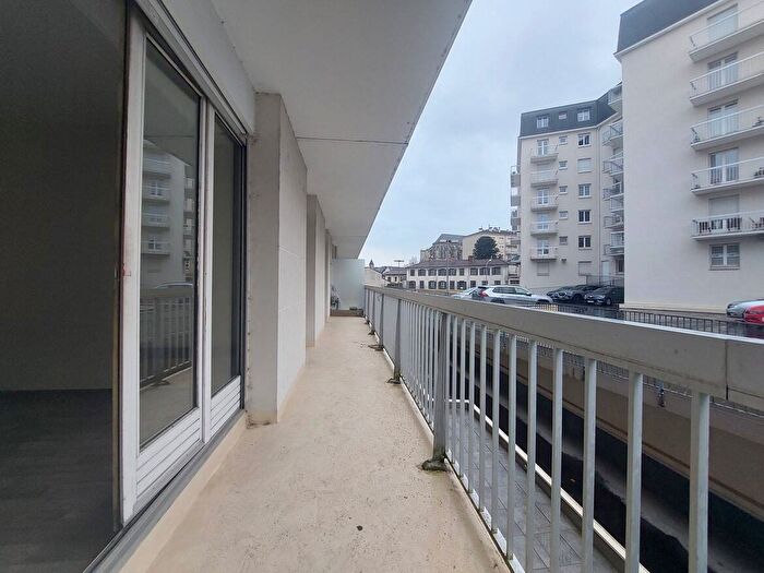 Appartement à louer - Bénédictins-Montplaisir, Limoges - 2 pièces - 1 chambre