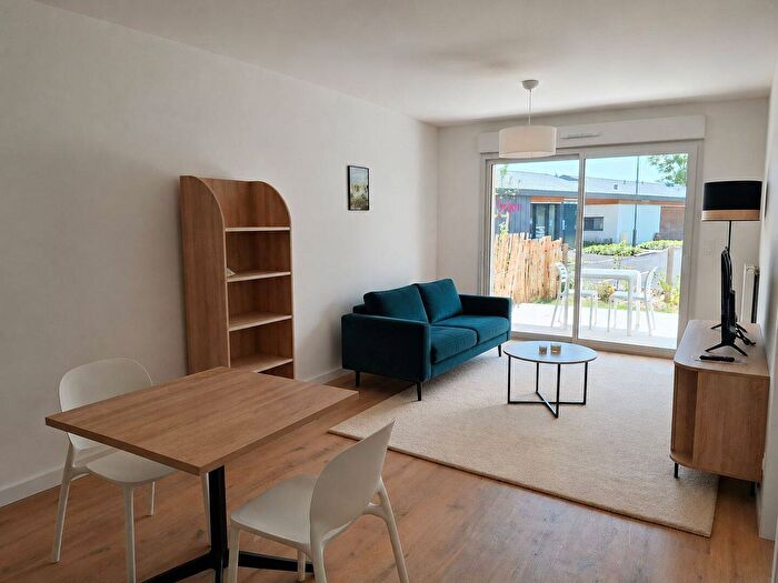 Appartement 2 pièces à Le Fenouiller, à louer