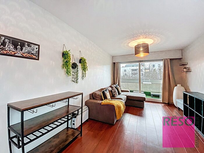 Appartement à louer - Ville-la-Grand - 3 pièces - 2 chambres