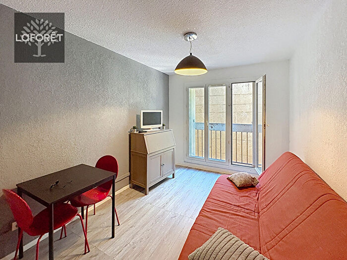 Appartement 2 pièces à Salon-de-Provence, Centre-ville, à louer