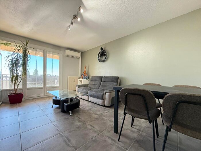 Chenôve, Chenôve : Appartement 3 pièces à vendre