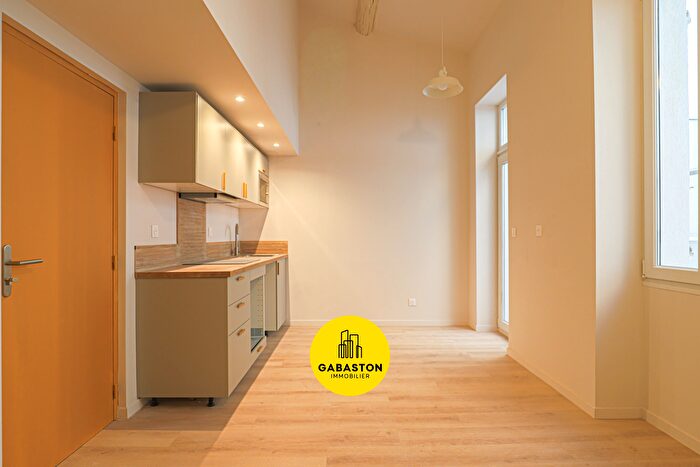 Appartement à vendre - Marseille e , Les Chartreux - 2 pièces - 1 chambre