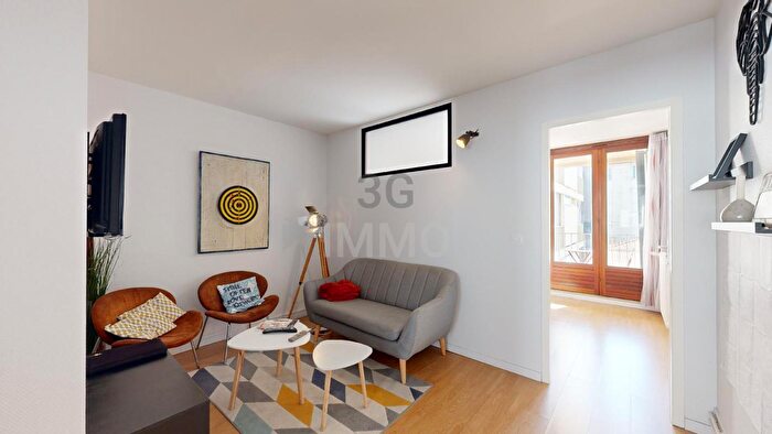 Appartement à vendre - Pau, Centre-ville - 4 pièces - 3 chambres