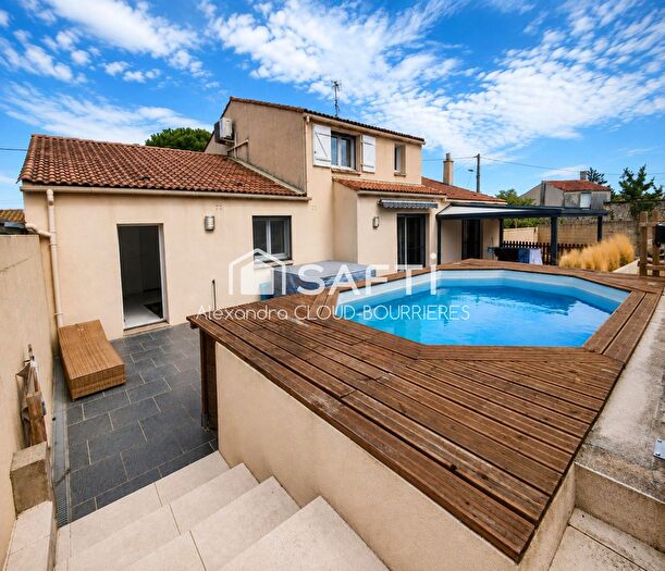 Chaillé-les-Marais : Maison 5 pièces à vendre