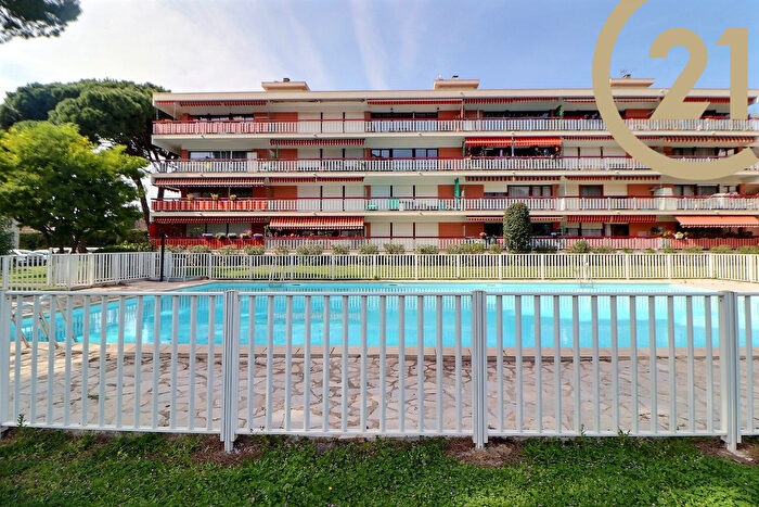 Appartement à vendre - Fréjus - 3 pièces - 2 chambres